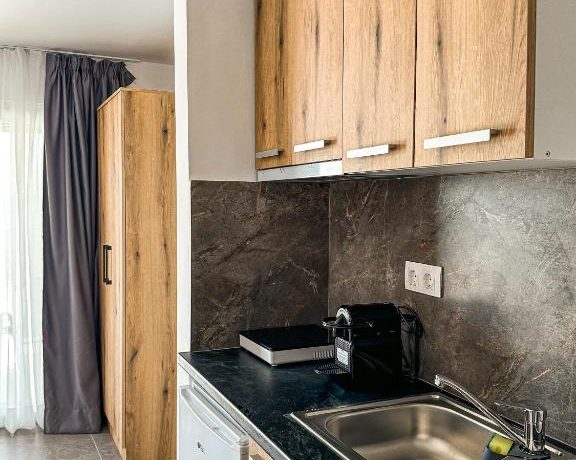 Vila Deos Suites | Nei Pori | Smeštaj | Letovanje 2026